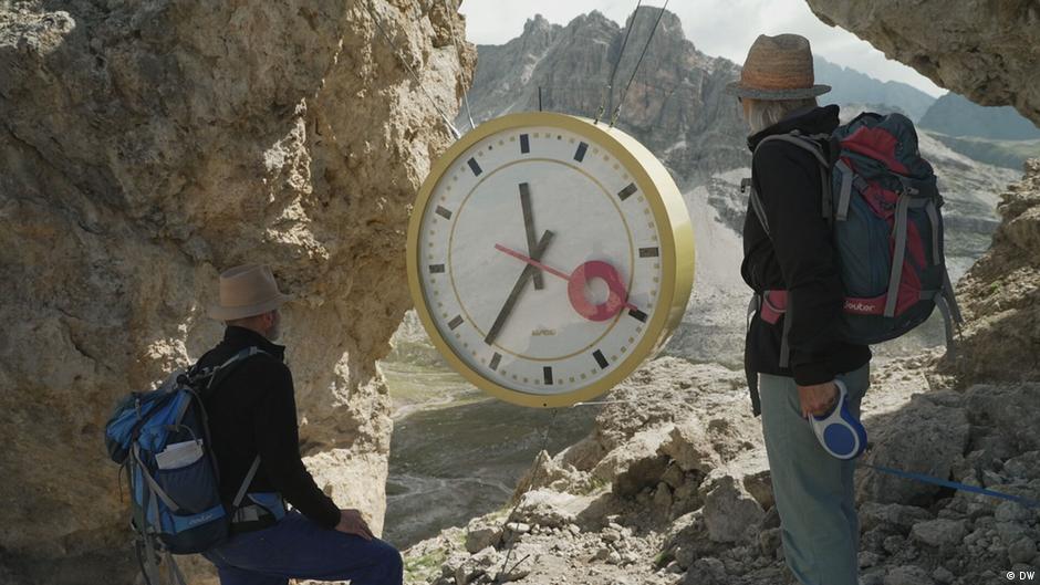 Two artists bring time to a standstill – DW – 08/28/2021