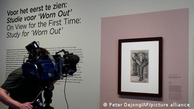'New' Van Gogh drawing unveiled in Amsterdam – DW – 09/16/2021