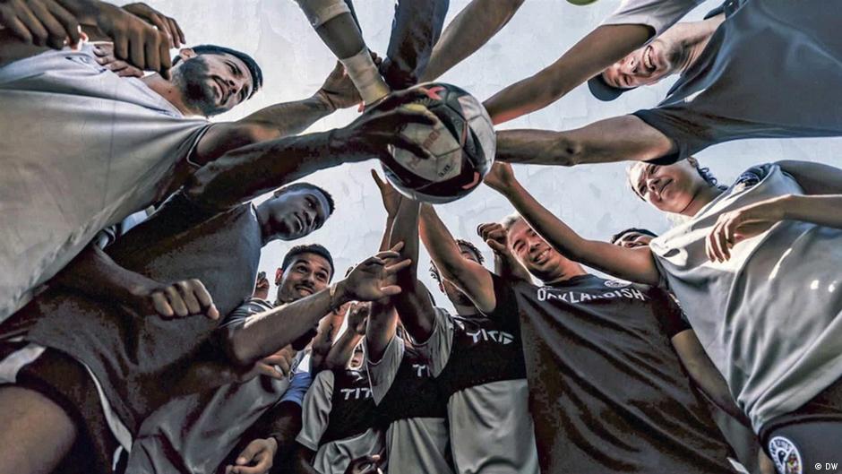 Social responsibility and football – DW – 09/24/2021