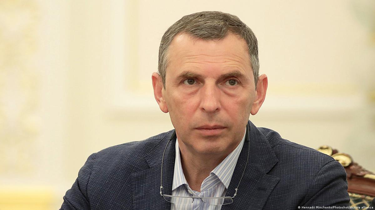 Зеленский уволил одного из своих ближайших соратников Шефира – DW – 30. ...