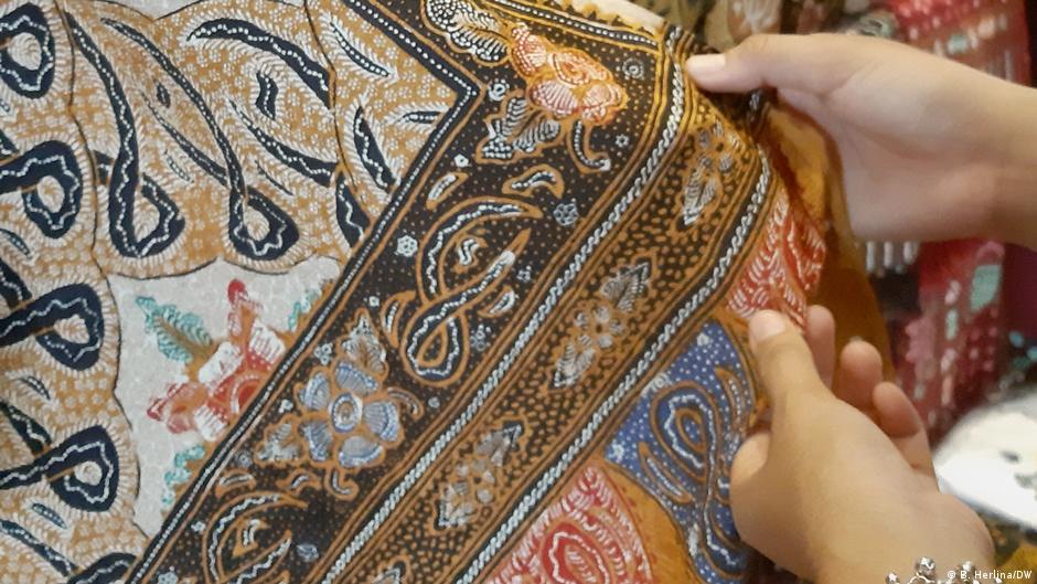 Pengusaha Batik Besurek di Bengkulu Bertahan Digempur Zaman – DW – 02. ...