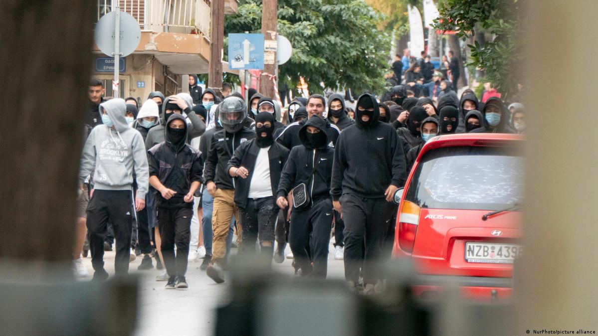 Golden Dawn is down, but Greek far right rises – DW – 10/17/2021