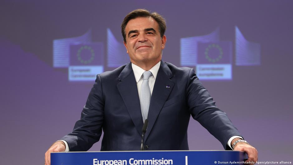 EU Commission VP on Conflict Zone – DW – 02/17/2021