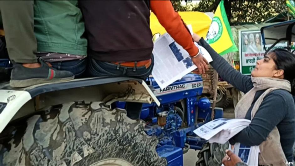 India farmers publish newspaper