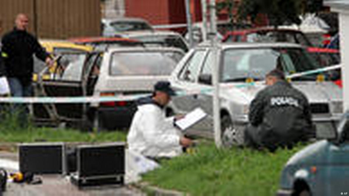 Gunman runs amok – DW – 08/30/2010