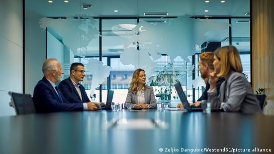 Germany: More women join executive boards – DW – 10/18/2023