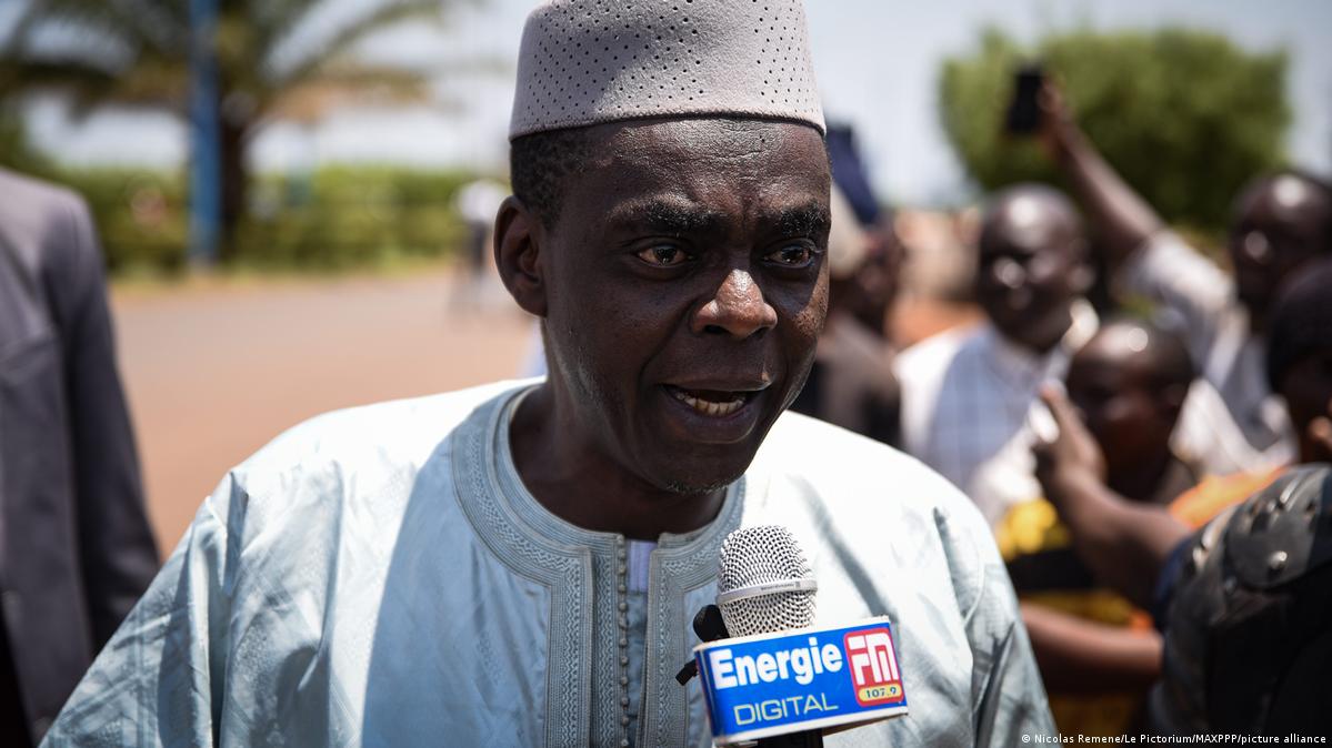 Mali : Issa Kaou Djim a passé sa première nuit en prison – DW – 14/11/2024