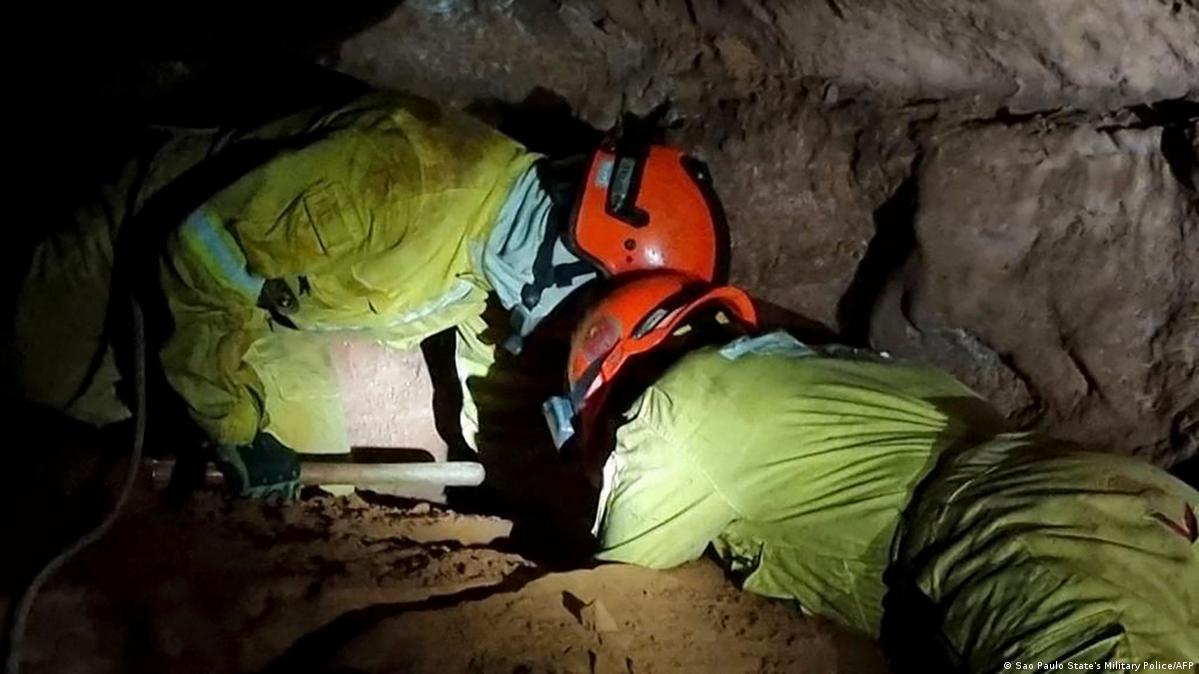 Brazil: Nine firefighters die in cave training accident