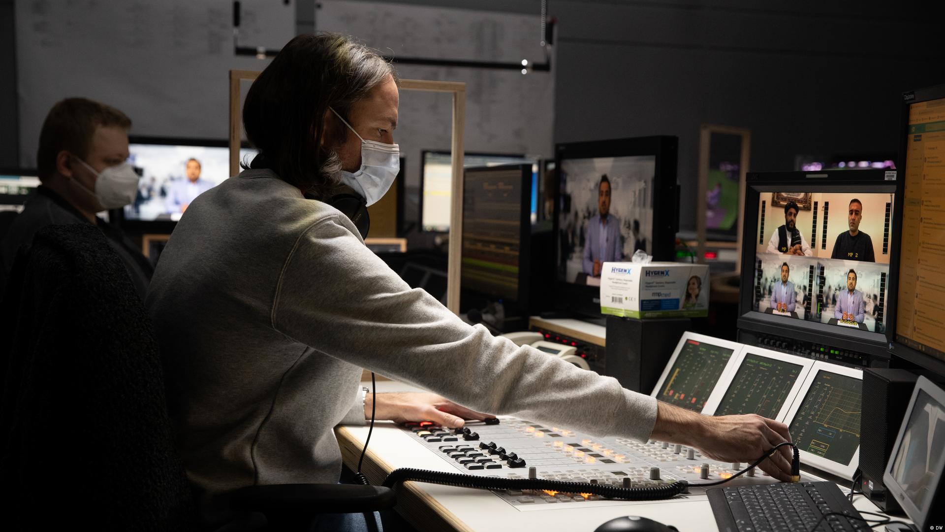 New format of DW media project 'Aashti' launches