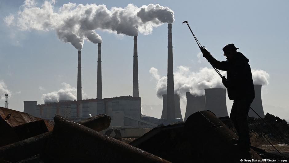 Energy crisis puts global climate measures to the test – DW – 11/14/2022