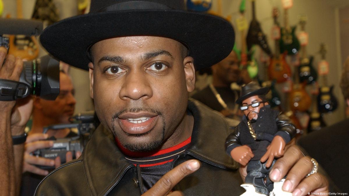US: Two men convicted of murdering Run-DMC's Jam Master Jay – DW – 02 ...