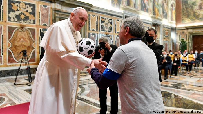Pope Francis meets ′Team Pope′ ahead of charity football match | News ...