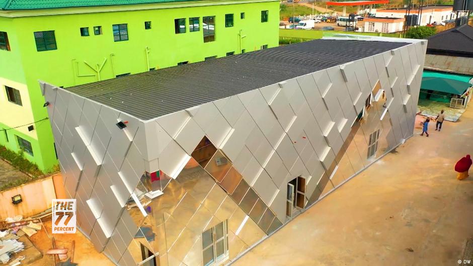 Converting shipping containers into beautiful homes – DW – 12/01/2021