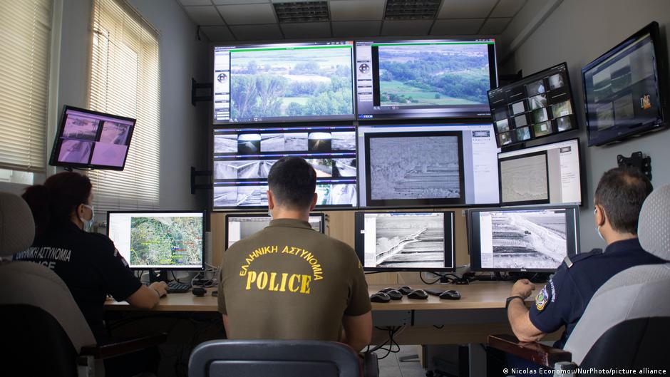 Pushbacks : Frontex mis en cause – DW – 29/07/2022