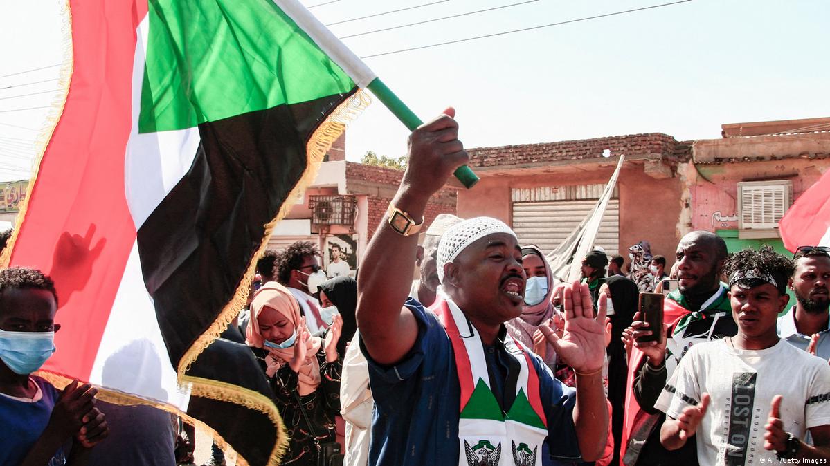 Sudan: Protests mark 3 years since popular uprising