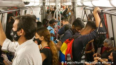 Investigan "extraño" incidente en Metro de Caracas – DW – 24/01/2024