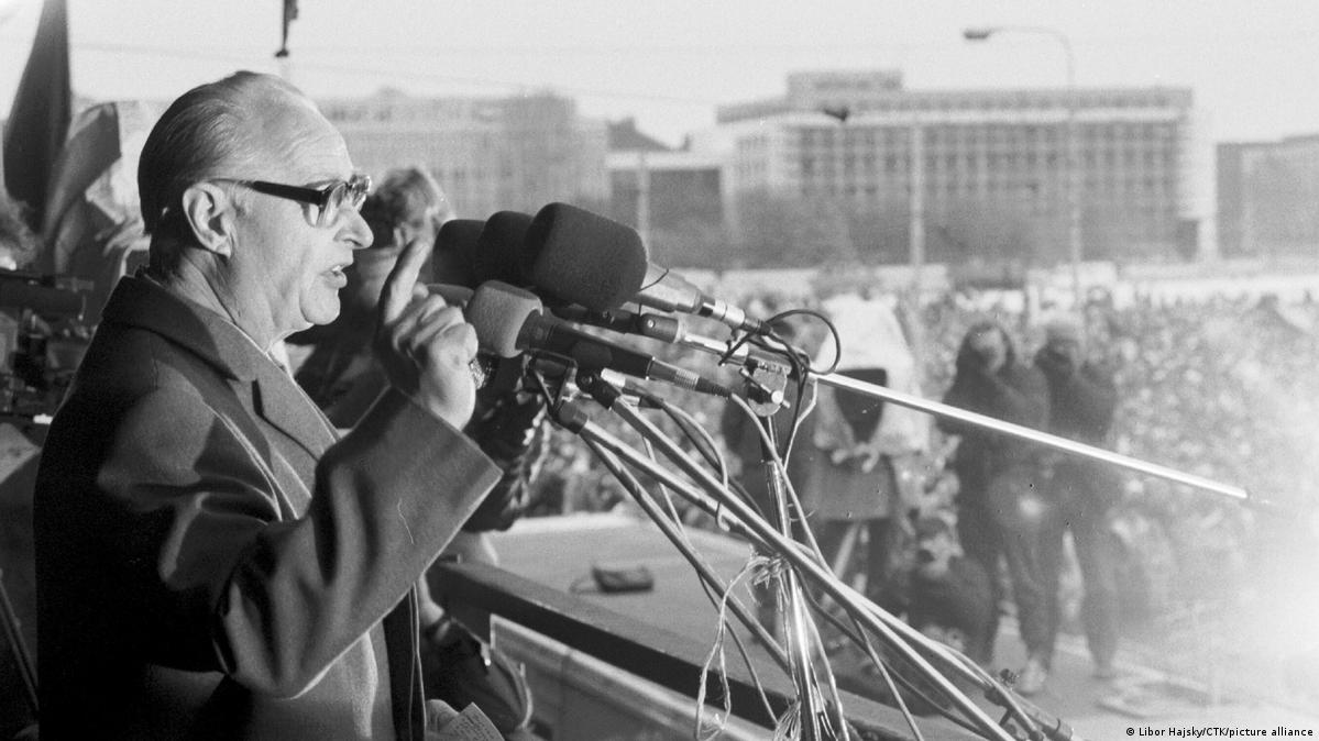 1968: Dubcek eleito líder do Partido Comunista tcheco