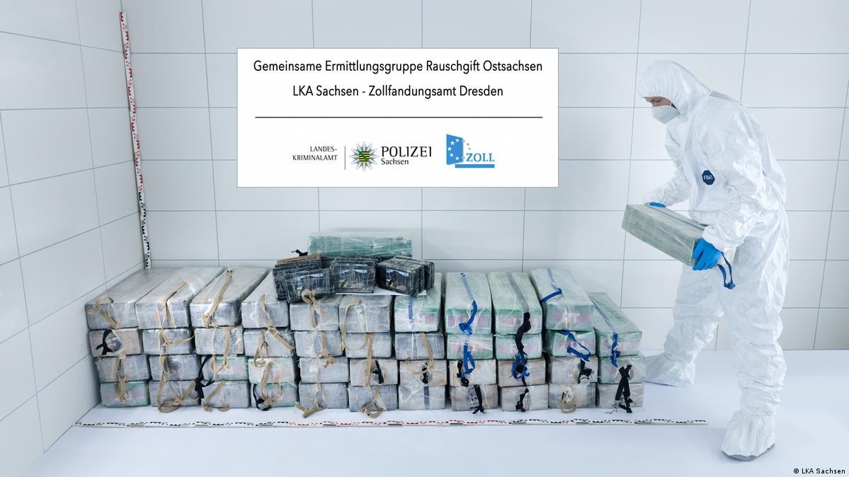 German police make 'massive' cocaine bust