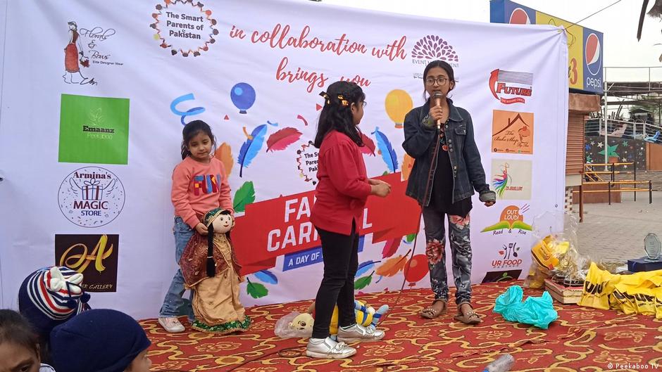 Pakistan: Child activist goes on a climate education mission – DW – 01 ...