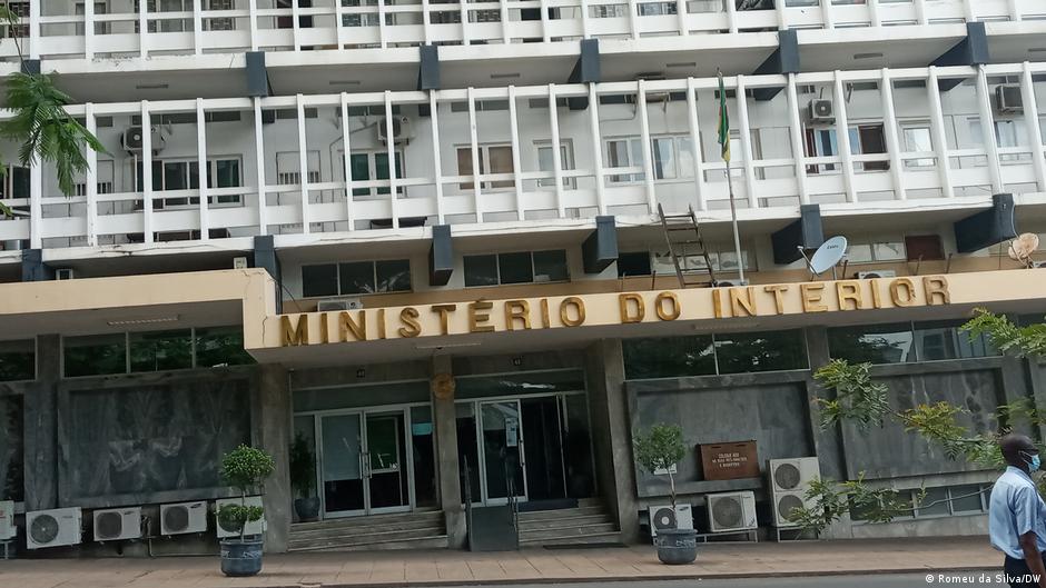 Moçambique: Crime e raptos na origem de demissão de ministra – DW – 29 ...