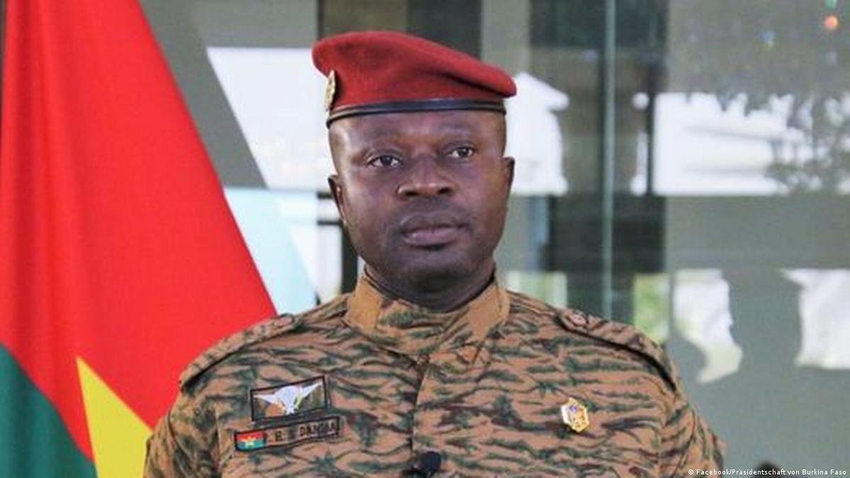 La doctrine militaire du colonel Damiba – DW – 07/02/2022