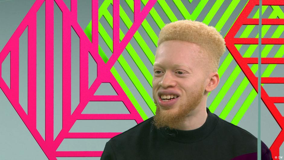 Rapper Albi X: "Don’t let anyone talk you down" – DW – 02/10/2022