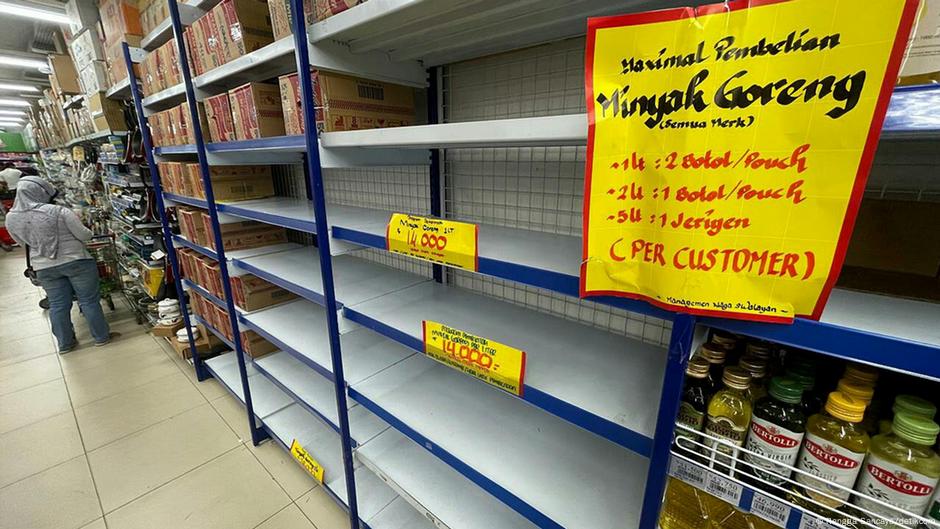Dugaan Kartel, KPPU Interogasi Pengusaha Minyak Goreng – DW – 04.02.2022 Dugaan Kartel, KPPU Interogasi Pengusaha Minyak Goreng – DW – 04.02.2022