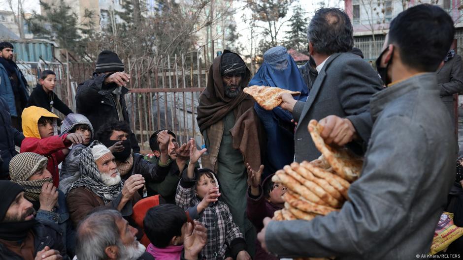 وضعیت اقتصادی افغانستان در یک سال حاکمیت طالبان Dw ۱۴۰۱ ۵ ۲۴