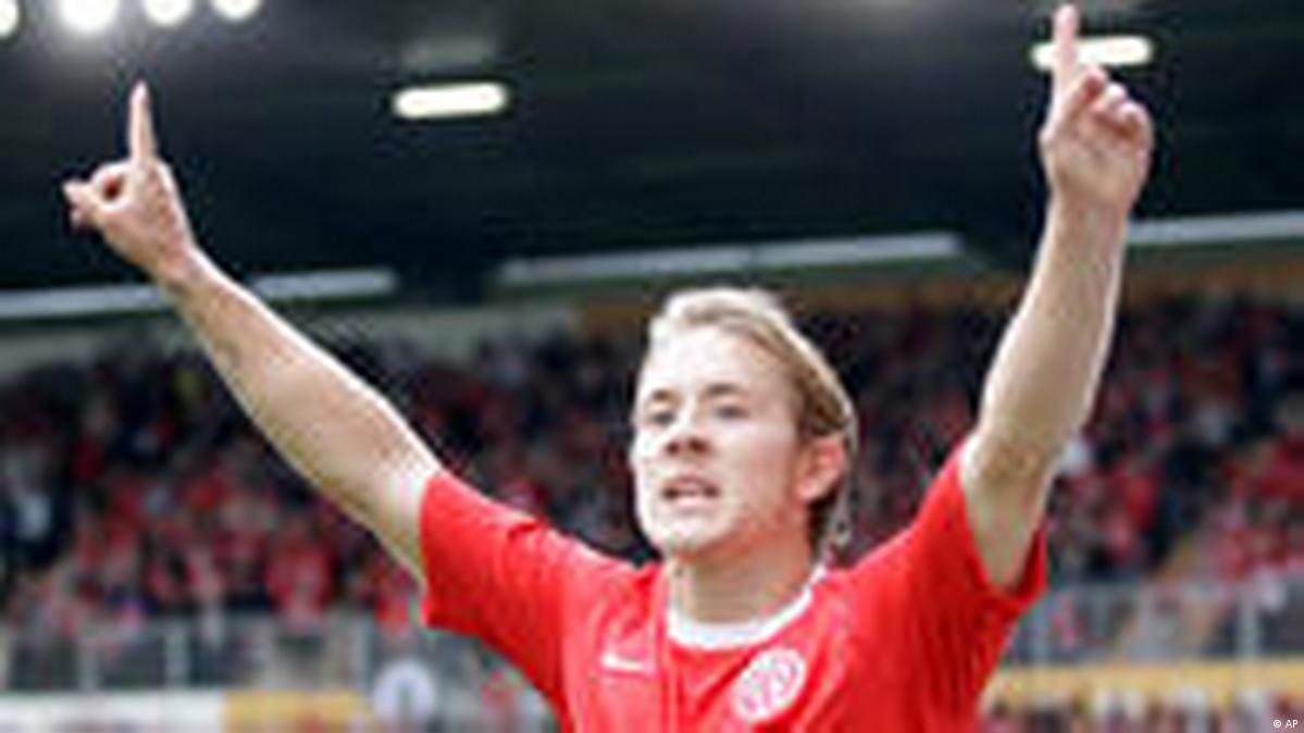 Holtby on the rise – DW – 11/12/2010