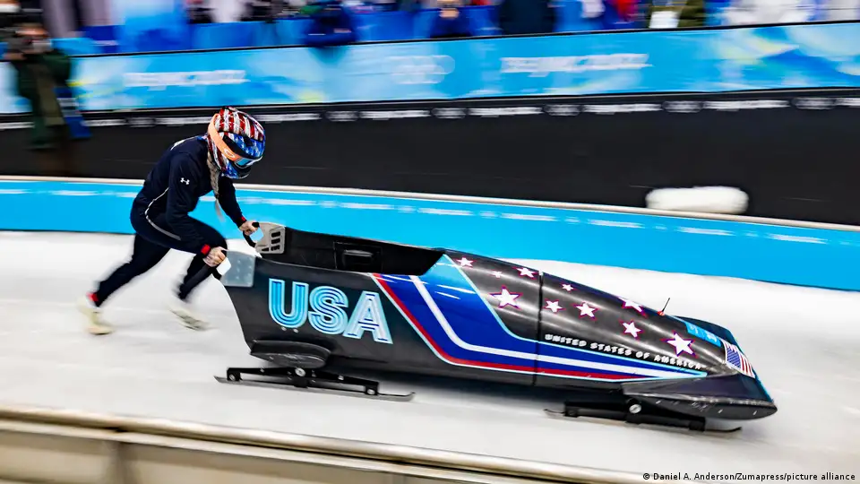 Bobsled Helmets Design