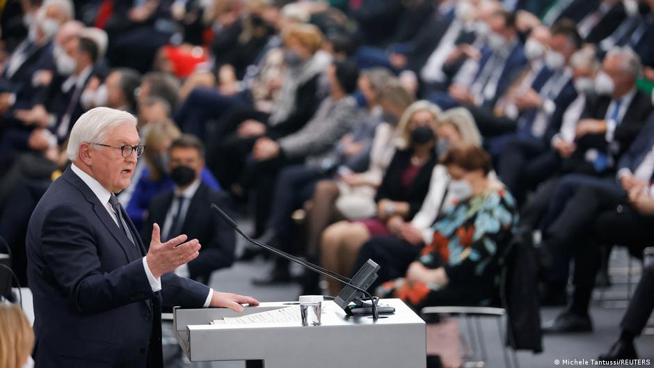 Der alte und neue Bundespräsident – DW – 14.02.2022