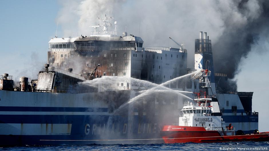Greece: Passenger found alive two days after ferry fire – DW – 02/20/2022
