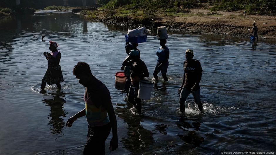 Dominicana abrirá fronteras a Haití solo si frena el canal – DW – 18/09 ... Dominicana abrirá fronteras a Haití solo si frena el canal – DW – 18/09 ...