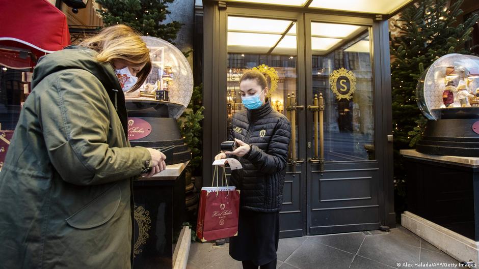 Áustria suspende obrigatoriedade de vacina contra covid-19 – DW – 09/03 ...