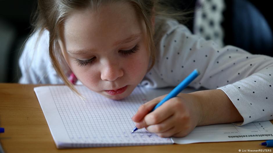 Education: Why rich and poor kids are growing apart – DW – 12/20/2023