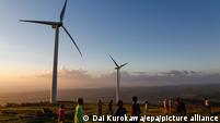 Wind and solar now generate record 12% of global electricity