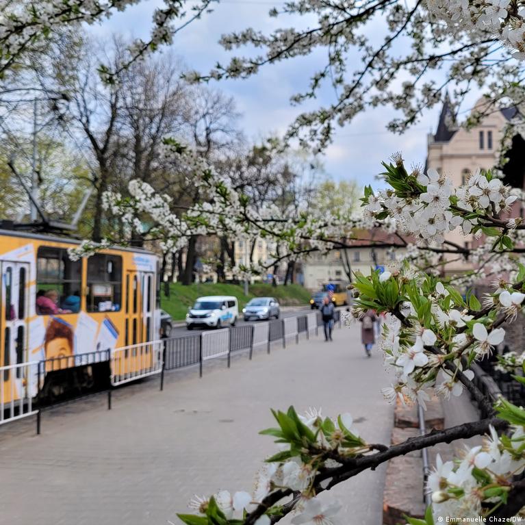 Emmanuelle Train 10 Totally Awesome 1980s Thrillers You Shouldn't Miss