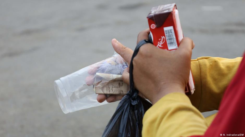 Menjelang Berbuka dengan Kaum Marjinal di Ibu Kota – DW – 22.04.2022