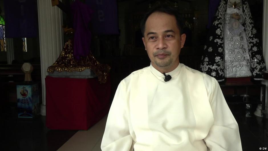 Filipino priest preaches electoral politics – DW – 04/25/2022
