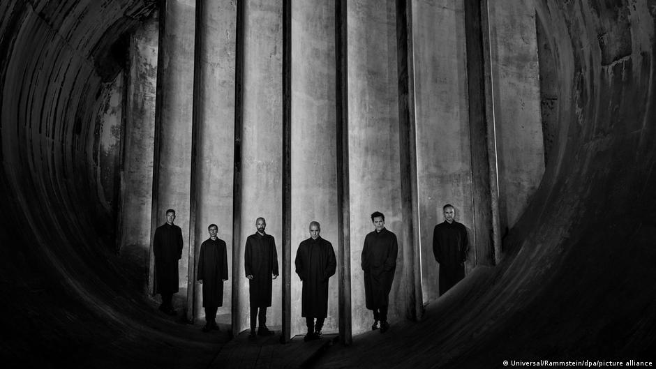 DW – 10.02.2023