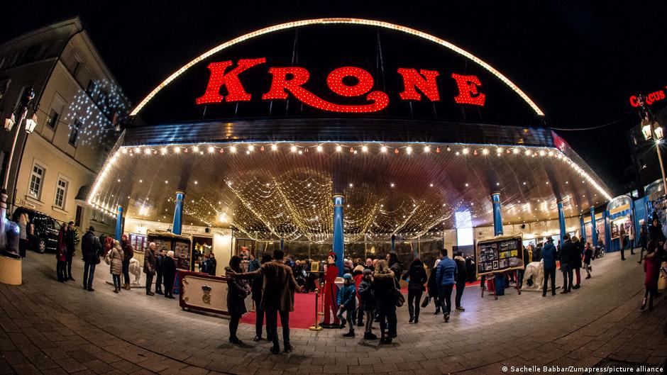 Shelter under the circus dome – DW – 05/04/2022