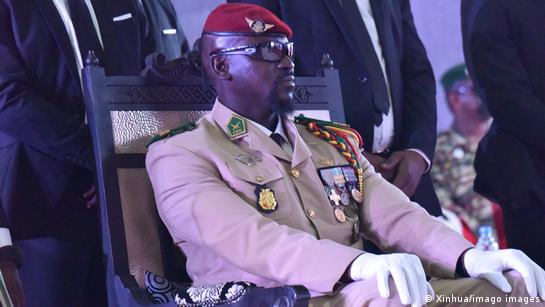 Guinea coup leader plans shift to civilian rule