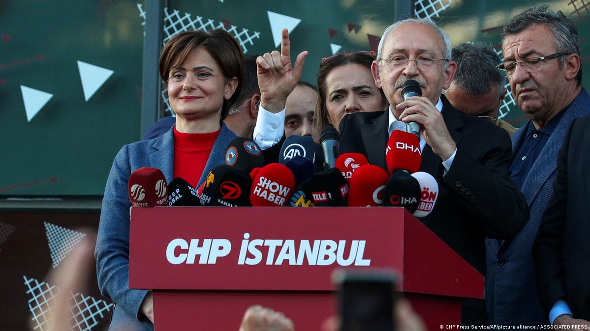 Valilikten "CHP'ye saldırı" açıklaması: Havaya ateş açıldı – DW – 06.04 ...