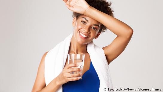 Facts on fluoride in water, salt and toothpaste – DW – 11/19/2024