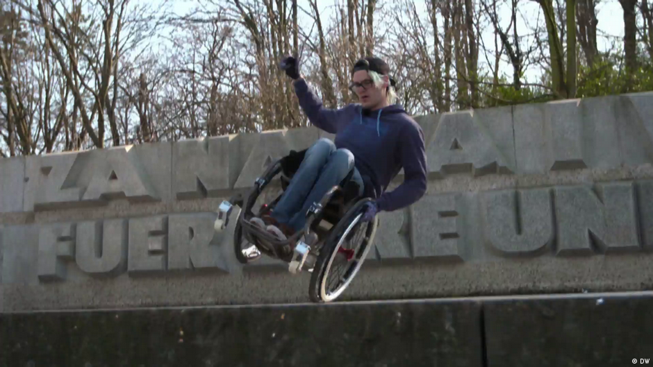 Tricks and stunts in a wheelchair – DW – 05/30/2022