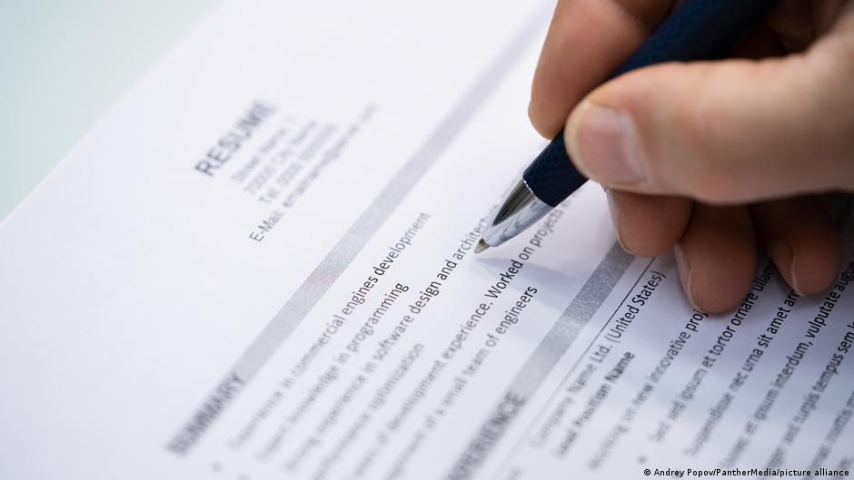 Which documents do I need for the online application?