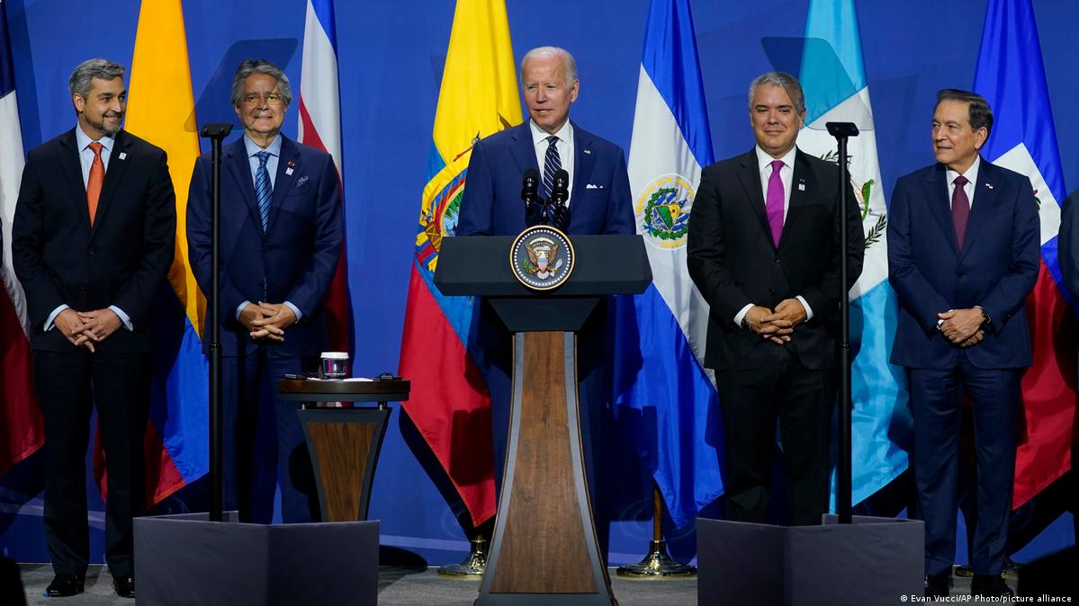 US: Biden signs migration pact with Latin American leaders – DW – 06/11 ...