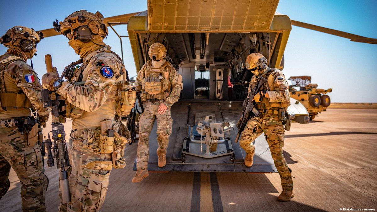 Au Tchad, on réagit au départ prévu de l'armée française – DW – 29/11/2024