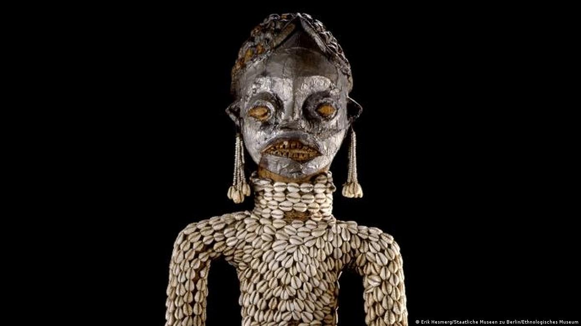 Germany to return looted artifacts to Africa