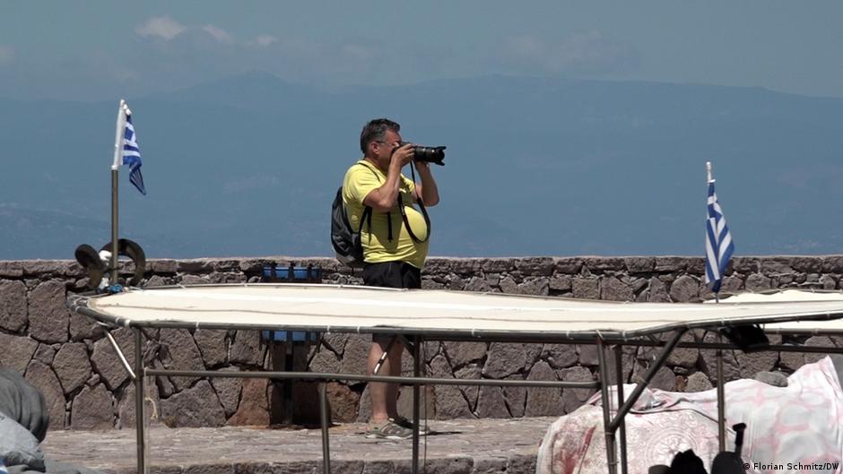 RND: Τουρκική «απόβαση» στα ελληνικά νησιά του Αιγαίου – DW – 23/04/2024